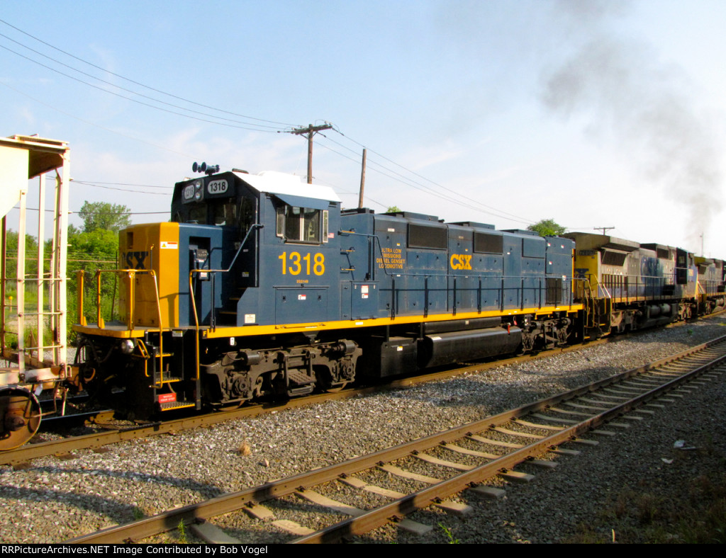 CSX 1318 genset